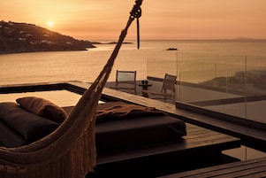 Ananea Suite Private Pool & Panoramic Sea View | Lençóis de algodão egípcio, roupa de alta qualidade, edredões de penas