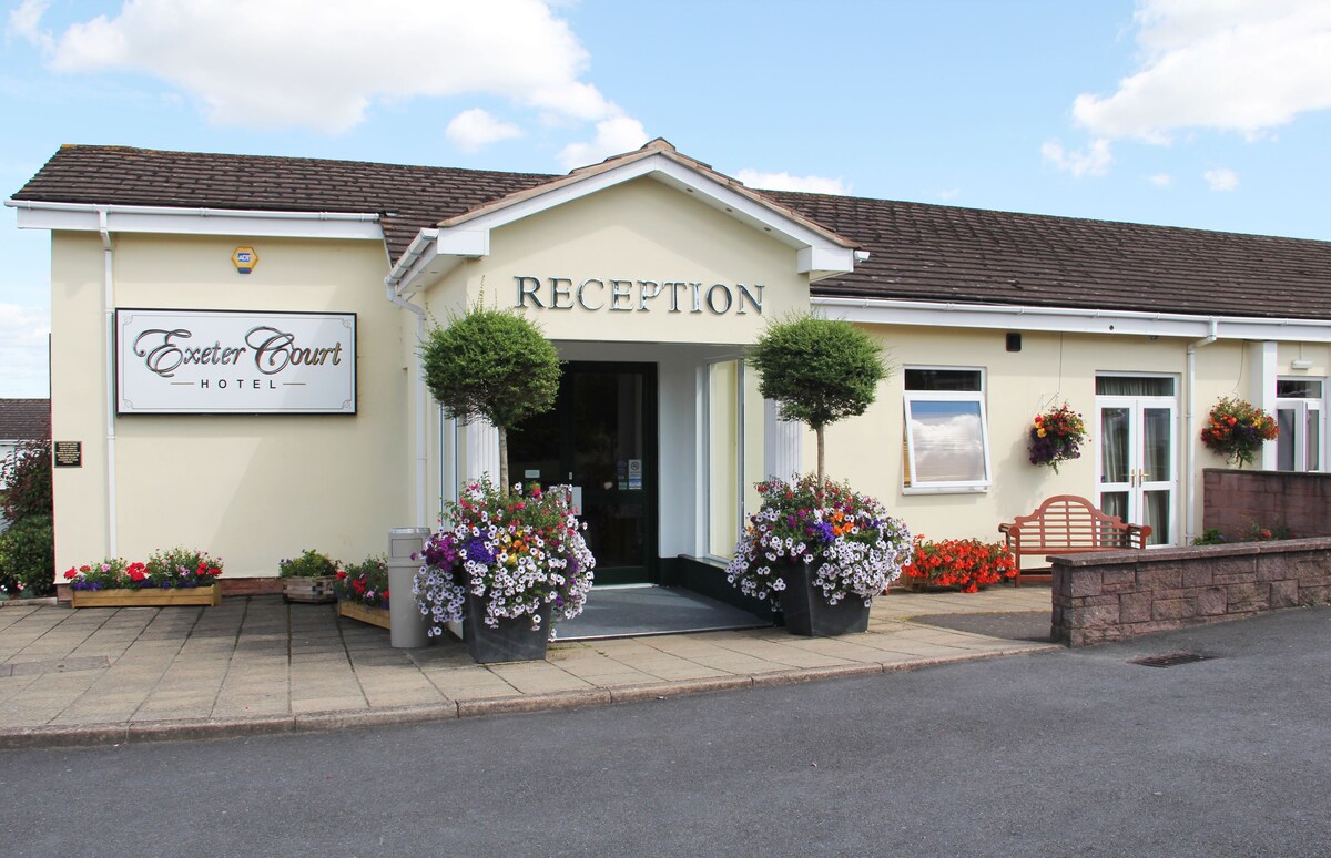 Exeter Court Hotel Reviews, Deals & Photos 2023 - Expedia.co.uk