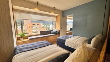 Family Suite Executive | Cofre com capacidade para portátil, com mobília individualizada