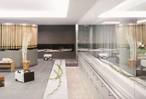 Sauna seca, sauna a vapor, 2 salas de tratamento