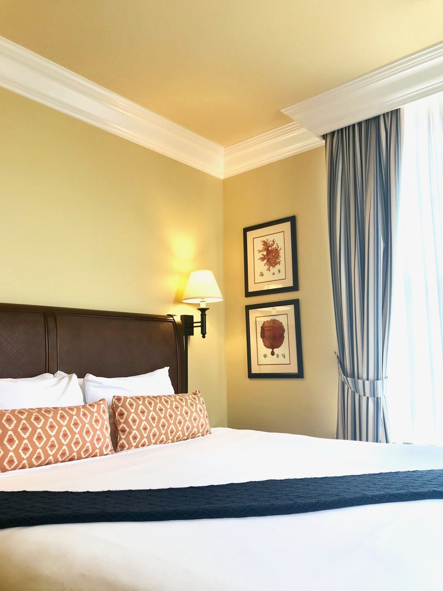 Roupa de alta qualidade, Wi-fi grátis, roupa de cama fornecida 