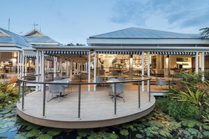 Café da manhã e jantar, culinária internacional