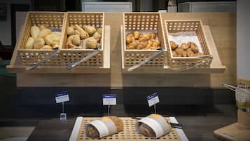Pequeno-almoço continental incluído