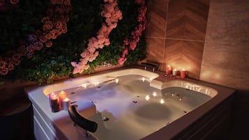 Sala(s) para tratamentos a casais, hammam, tratamentos corporais