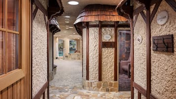 Sala(s) para tratamentos a casais, tratamentos corporais, aromaterapia