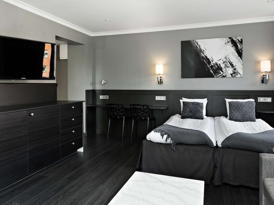 Quarto família, 2 camas de solteiro, para não fumantes (with Sofabed) | Roupas de cama antialérgicas, camas com colchões pillow-top