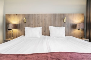 Quarto Duplo Standard | Ferro/tábua de engomar, Wi-fi grátis, roupa de cama fornecida