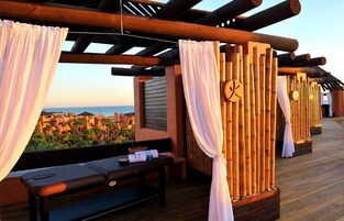 Sala(s) para tratamentos a casais, sauna, banheira de hidromassagem 