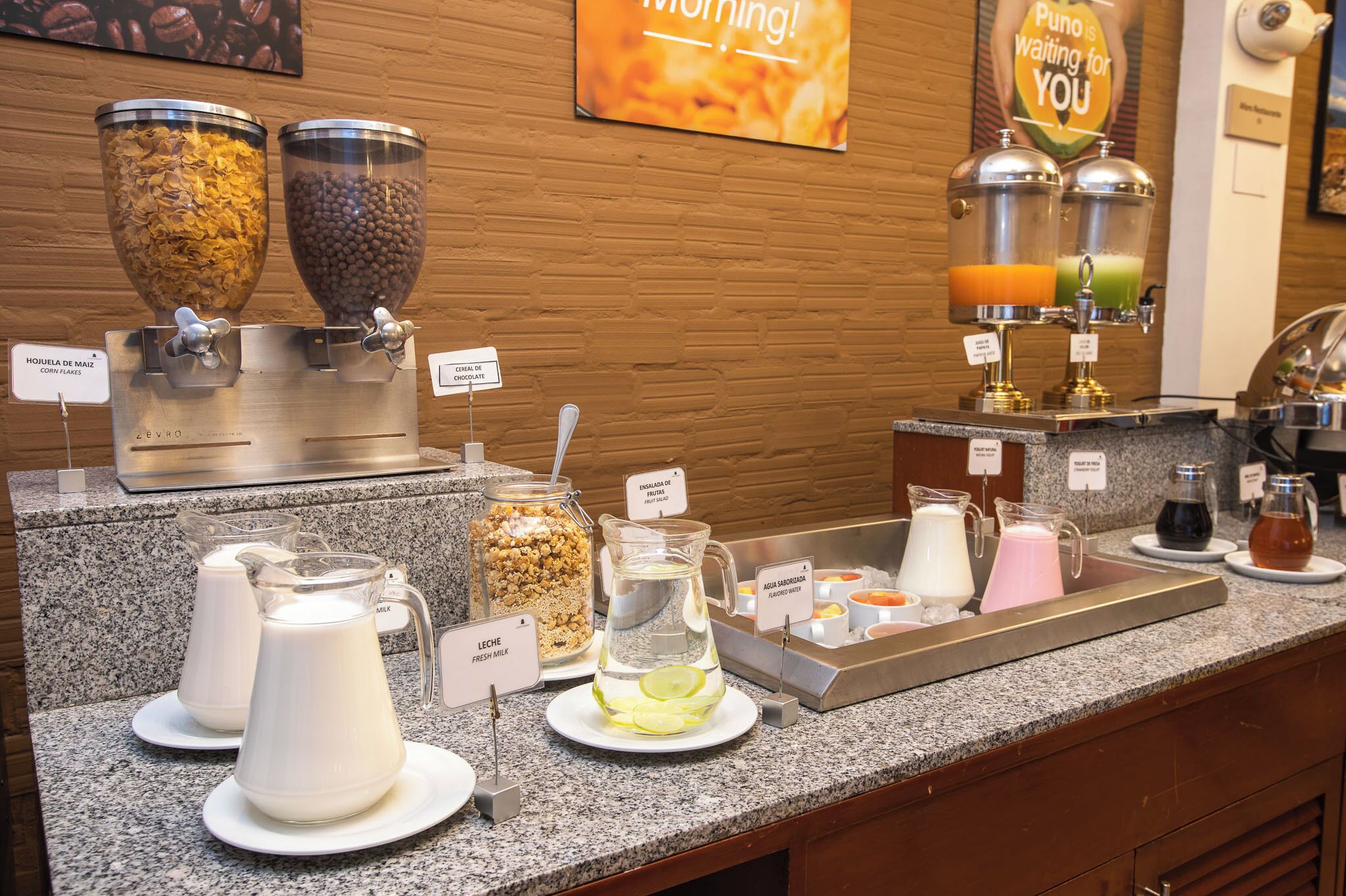 Pequeno-almoço tipo buffet diário incluído 