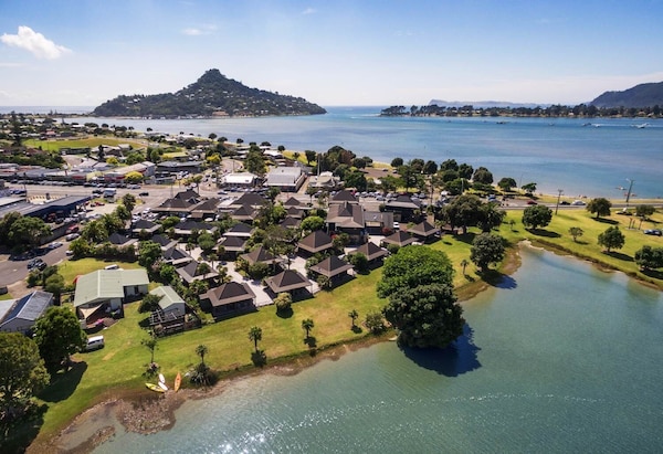 Pacific Harbour Villas - Tairua