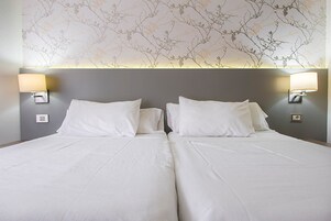 Apartamento standard (Balcony/Terrace) | 1 quarto, escrivaninha, cortinas blackout, ferros/tábuas de passar roupa