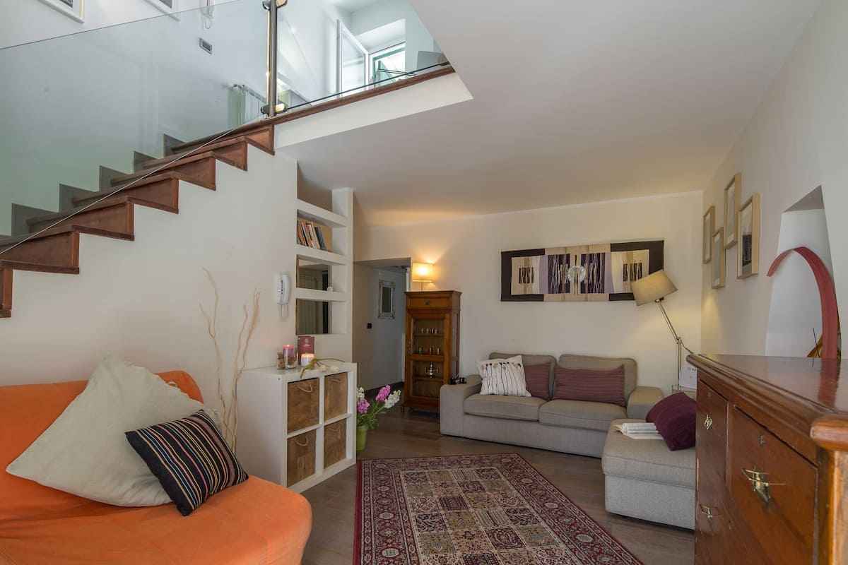 Penthouse, 2 quartos, terraço, vista para o lago | Sala de estar