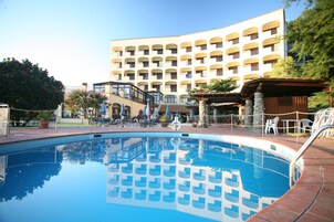 Piscina exterior sazonal 