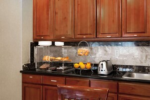 Pequeno-almoço takeaway diário incluído 