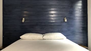 Quarto Duplo | Secretária, cortinas/cortinados opacos