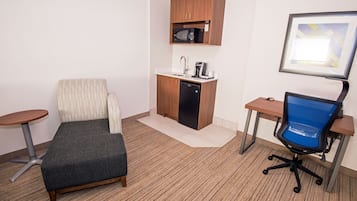 Suite, 1 quarto | Comodidade do quarto