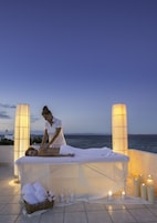 Salas para tratamentos a dois, tratamentos corporais, hidroterapia