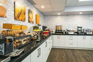 Pequeno-almoço tipo buffet diário incluído 