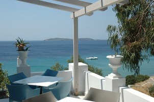 Café da manhã com buffet grátis todos os dias