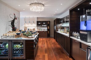 The Ritz-Carlton, Dallas Reviews, Deals & Photos 2023 - Expedia