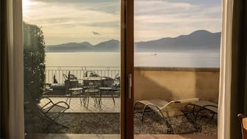 Appartamento con 1 Camera da Letto, Balcone sul Lago | Vista para o lago