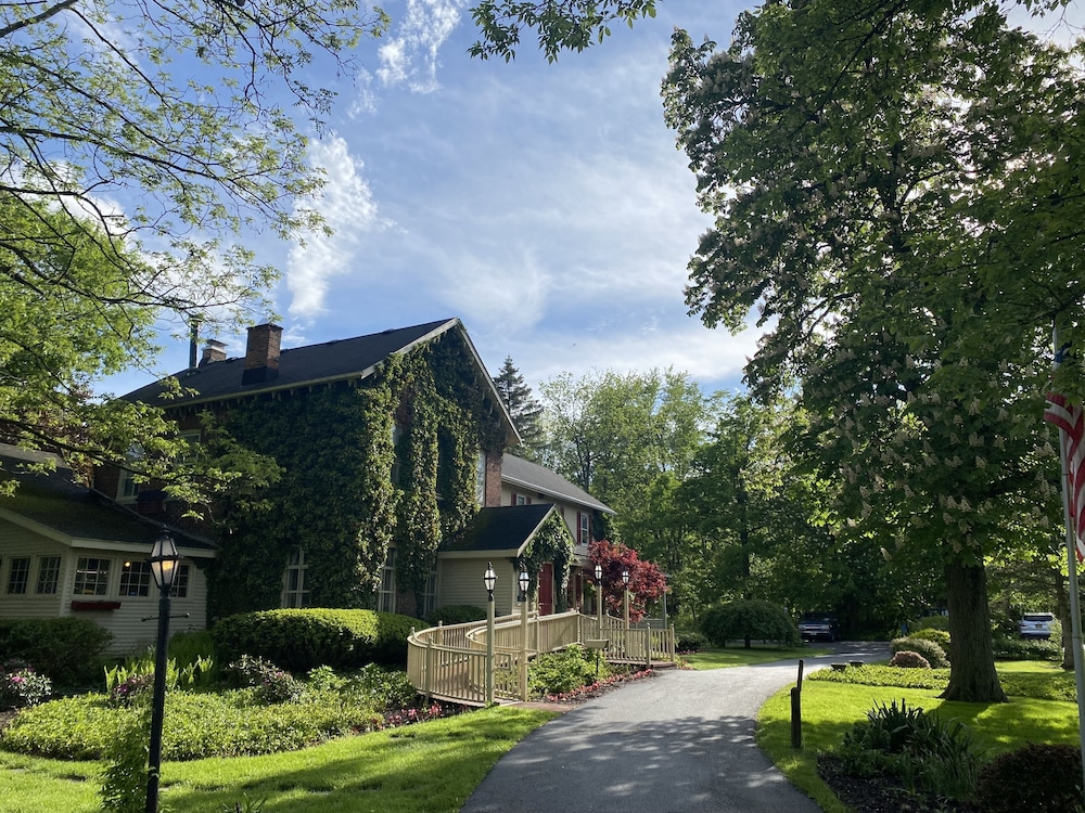 Asa Ransom House - Akron, NY