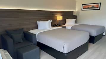 Escrivaninha, Wi-Fi de cortesia, roupa de cama