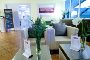 Almoços e jantares servidos, incluindo cozinha local e internacional 