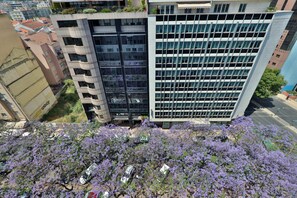 Quarto duplo superior | Frigobar, cofres nos quartos, cortinas blackout, quartos à prova de som