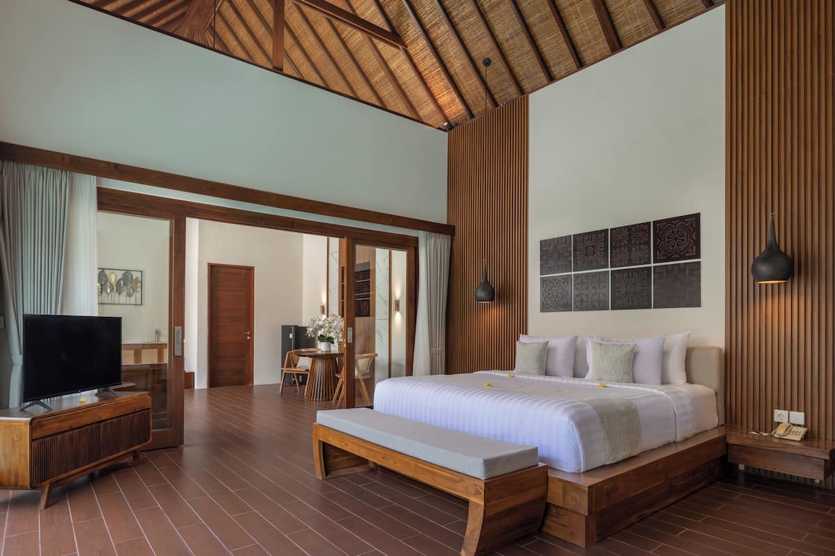 Vila, 1 quarto, piscina particular | Frigobar, cofres nos quartos, escrivaninha