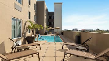 Piscina exterior