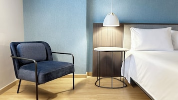 Quarto Comfort, 1 cama king-size | Roupa de alta qualidade, edredões de penas