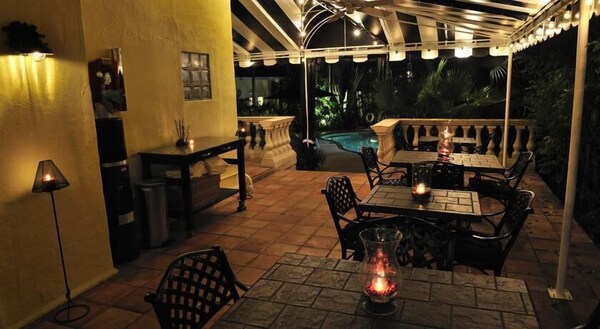 The Mango Inn Bed & Breakfast - Boynton Beach, FL