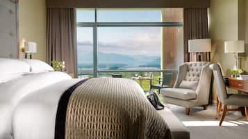 Suite Executiva, 1 cama king-size, varanda, vista para o lago | 1 quarto, lençóis de algodão egípcio, roupa hipoalergénica