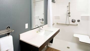 Chuveiro/banheira combinados, produtos de toalete grátis