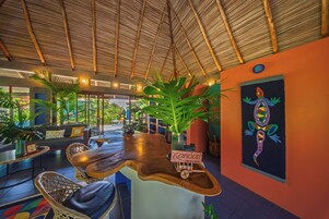 Sala(s) para tratamentos a casais, banheira de hidromassagem 