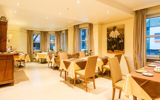 Pequeno-almoço tipo buffet diário incluído 