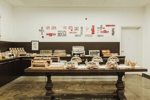 Buffet de pequeno-almoço