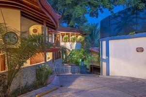 Entrada do alojamento