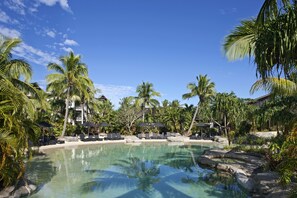 Radisson Blu Resort Fiji Denarau Island in Nadi: Find Hotel Reviews ...
