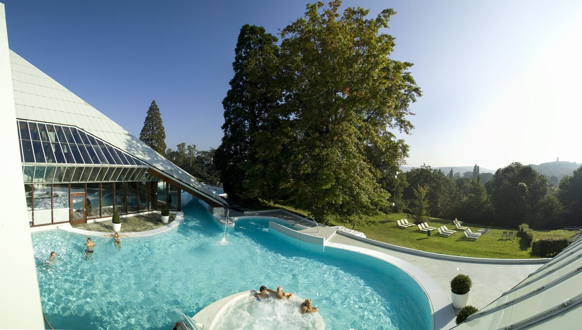 Recensies, deals en foto's van Thermae 2000 Hotel, 2023 ― Expedia.nl