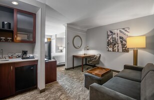 Roupa de alta qualidade, secretária 