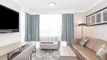 Suite Standard, 1 cama king-size, cozinha (Washer Dryer) | Roupa de alta qualidade, cofre no quarto, secretária