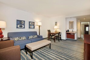 Cofre no quarto, secretária 