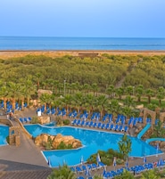 Quarto casal superior, vista para o mar | Fachada