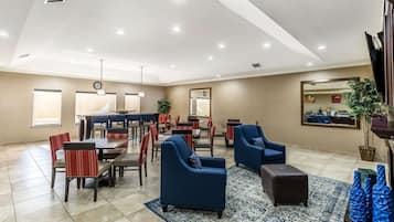 Pequeno-almoço takeaway diário incluído