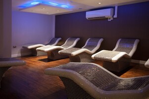 Tratamentos corporais, massagens de pedras quentes, massagens suecas 