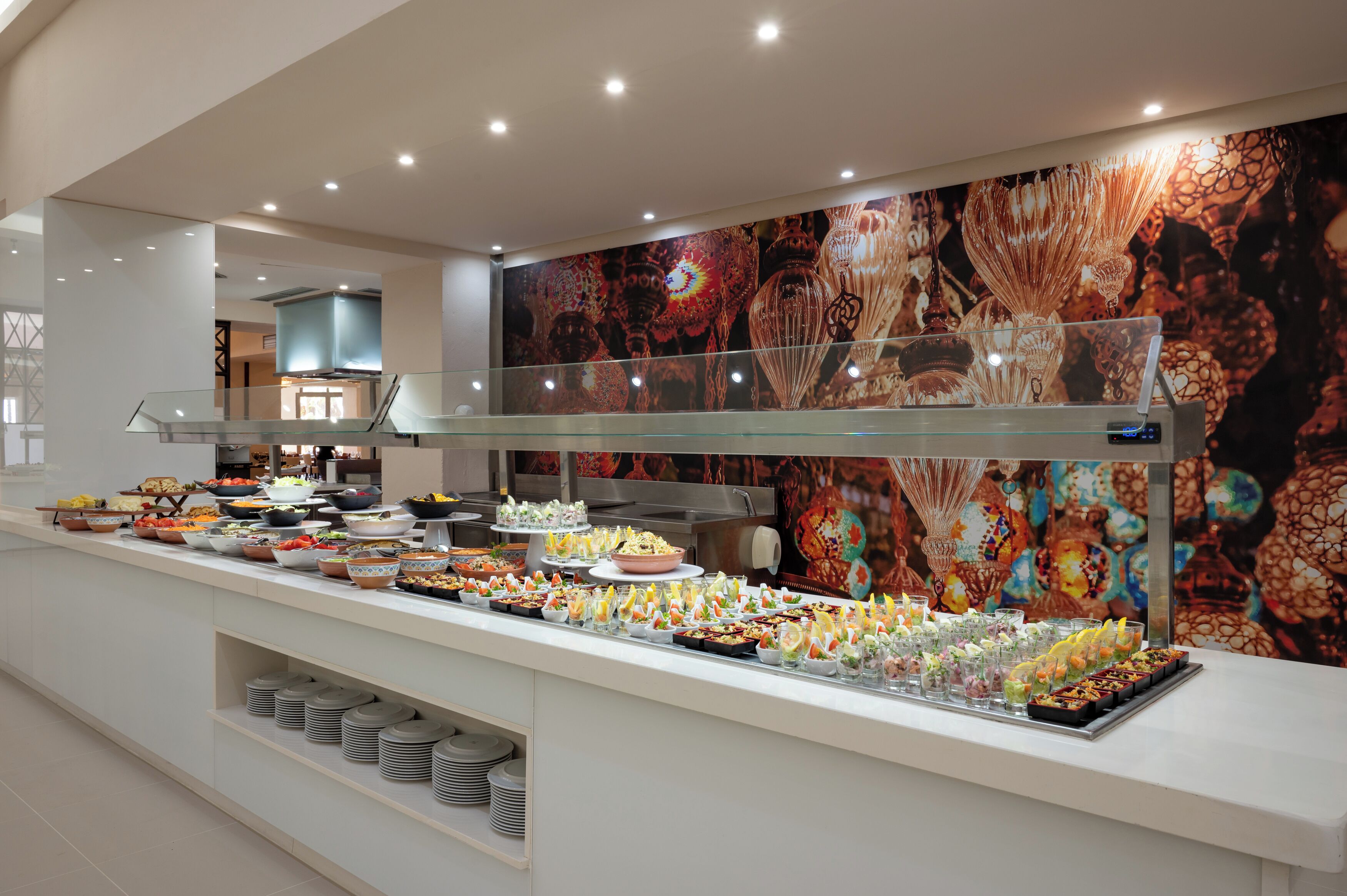 Pequeno-almoço tipo buffet diário incluído 