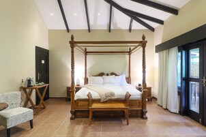 Suíte (Master) | Roupas de cama de algodão egípcio, cofres nos quartos