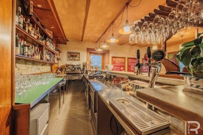 Snack-bar